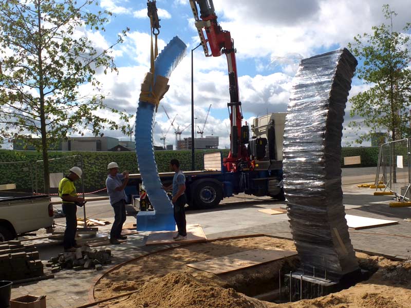 Art Handling & Display are essential parts of the supply of any artworks